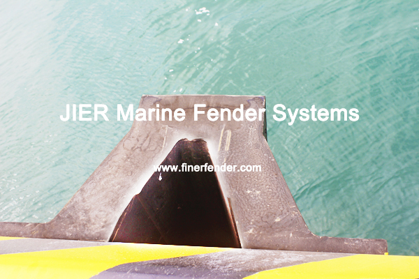 Fenders Installed On Pier - JIER Marine Rubber Fender Systems