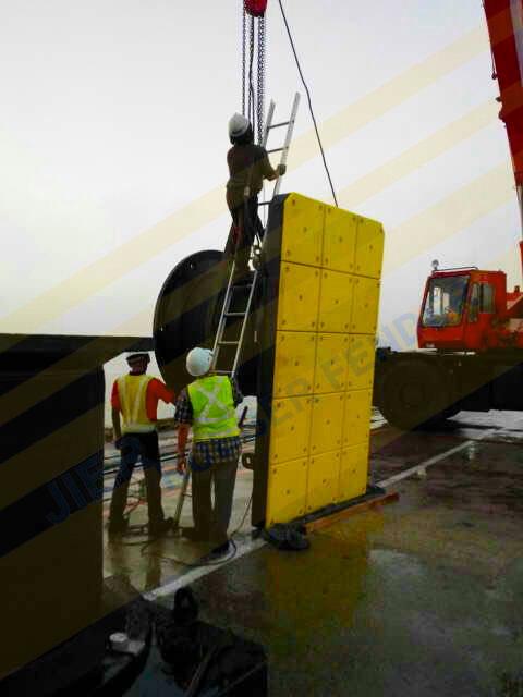 JSC Super Cell Fenders Installed in Vietnam - JIER Marine Rubber Fender ...